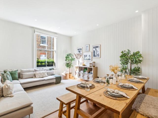 Bingham Place, London W1U 2 bed flat to rent £6,391 pcm £1,475 pw
