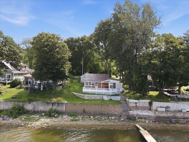 Bingham Shore Rd, Saint Albans Town, Home For Sale