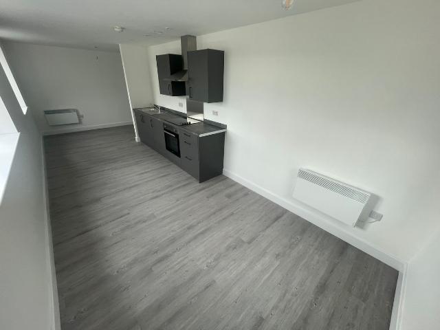 Bingley Road, Bradford BD9, 1 bed flat to rent, £650 pcm | PrimeLocation