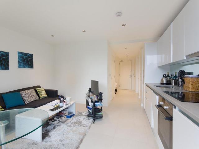 Binnacle House, 10 Cobblestone Square E1W, Studio to rent, £1,950 pcm | PrimeLocation
