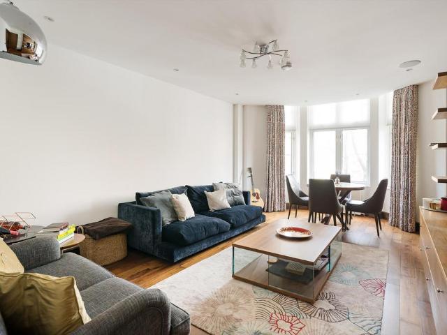 Bickenhall Street, Marylebone, London. 2 bed flat to rent £5,092 pcm £1,175 pw
