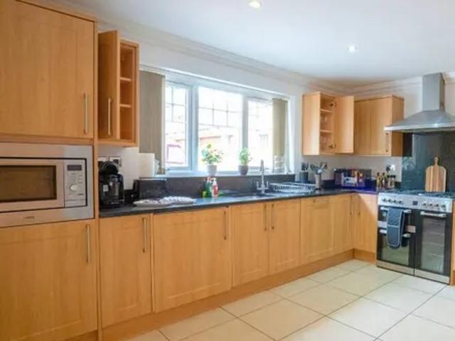 Bickenhill and Marston Green, B37 7GR, United Kingdom | 5 bed house for rent #133197229 | Rentberry