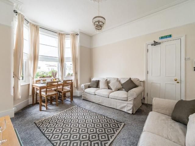 Bickersteth Road, London SW17, 2 bed flat to rent, £2,500 pcm | PrimeLocation