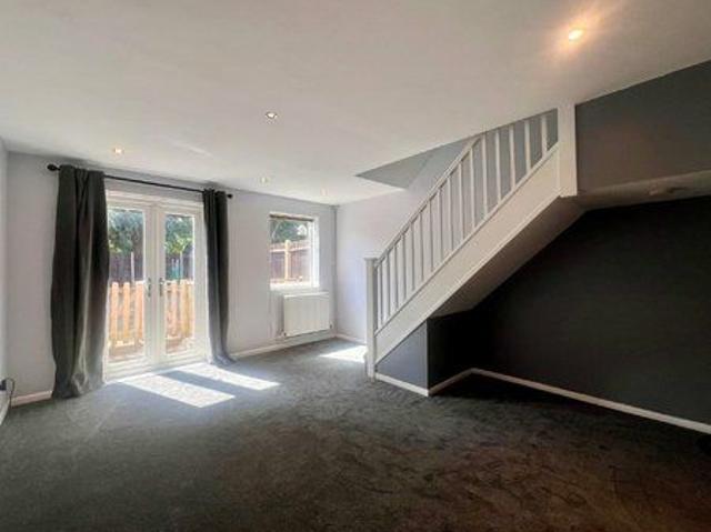 Bickford Close, Barrs Court, Bristol, Gloucestershire, BS30