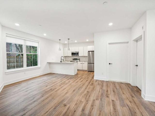 Bickham's Lane Studio Apartment for Rent at 6311 Germantown Ave, Philadelphia, PA 19144 East Germantown