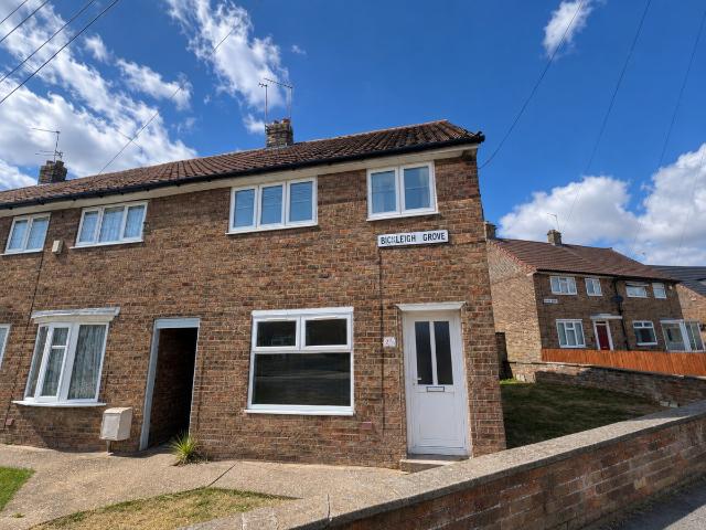 Bickleigh Grove, Hull HU8, 3 bed terraced house to rent, £750 pcm | PrimeLocation