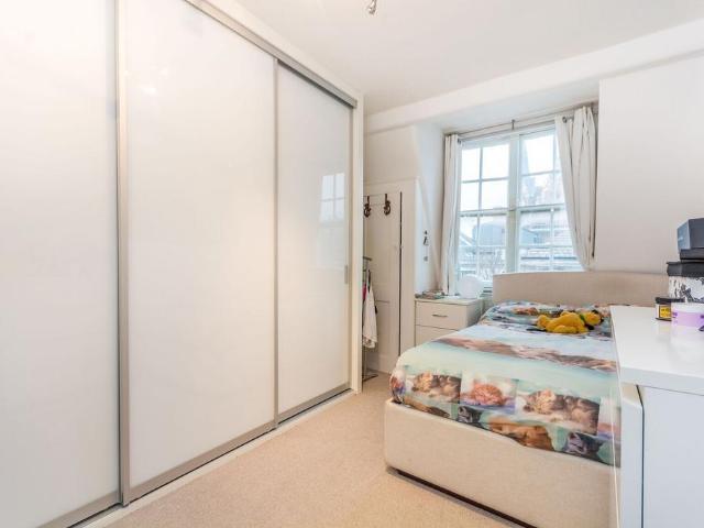 Bidborough Street, Bloomsbury. 1 bed flat to rent £2,925 pcm £675 pw
