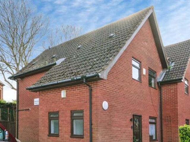 Bidston Road, Prenton, 3 Bedroom End