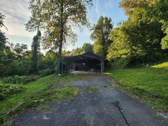 Big Cave Rd