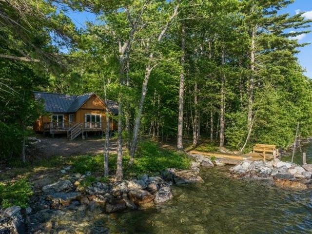 Big Barndoor Is, Alton, Home For Sale