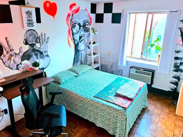 Big & Bright Suite in Awesome NYC Apt