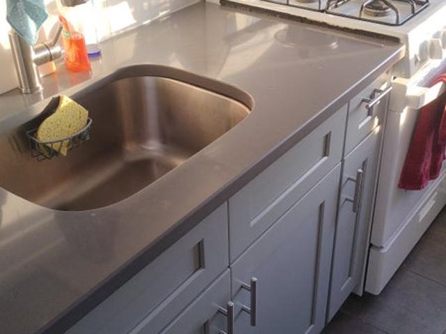 Big romm for 1 person including wifi, kitchen, bat
