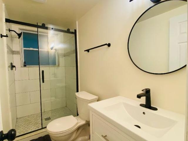 Big Room for Rent