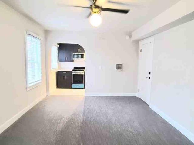 Bigelow Chapman Apartments Studio Apartment for Rent at 225 South 400 East, Salt Lake City, UT 84111 Central City