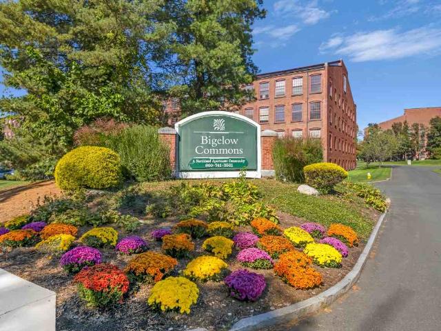 Bigelow Commons 2 Bedroom Apartment for Rent at 55 Main St, Enfield, CT 06082