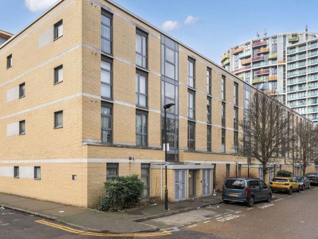 Biggerstaff Rd, London E15, 2 bed flat to rent, £1,290 pcm | PrimeLocation