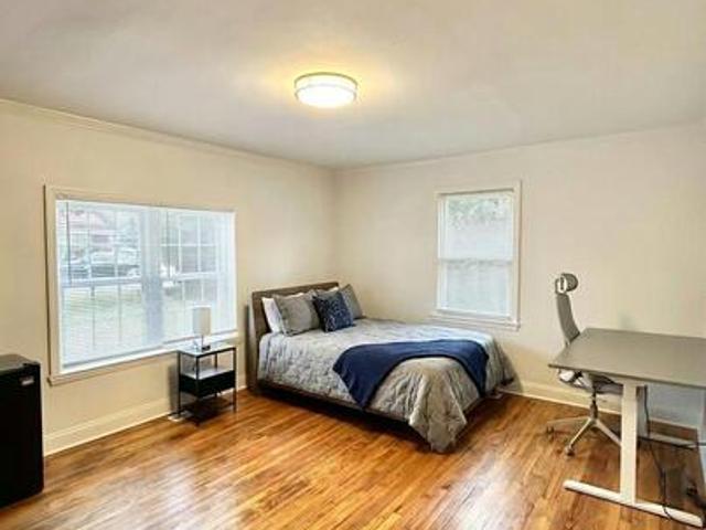 Biggest Rooms On PadSplit In CLT + Private & Perfect Location, Near Bus Stop & Highway!