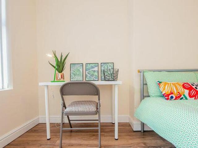 Bigham Road, Kensington, 4 Bedroom Terraced