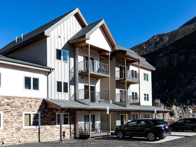 Bighorn Crossing 2 Bedroom Apartment for Rent at 1920 Argentine St, Georgetown, CO 80444