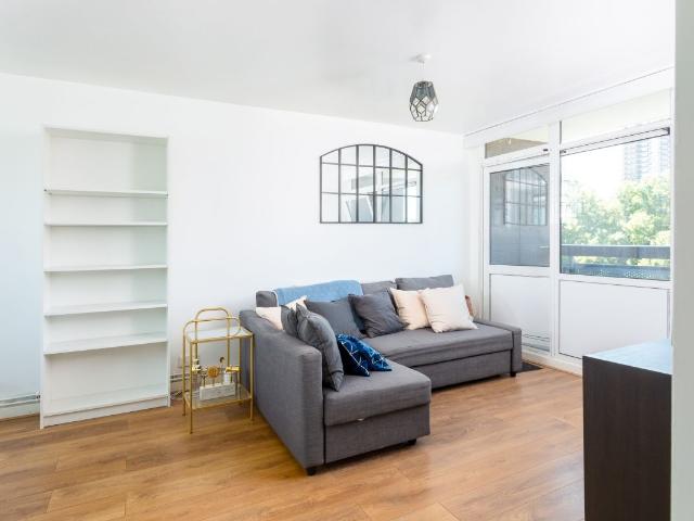 Bigland Street, London E1, 2 bed flat to rent, £2,500 pcm | PrimeLocation