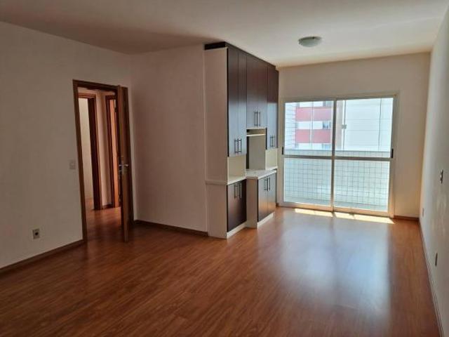Bigorrilho, Apartamento Amplo Localizaçã Excepcional R$850 mil
