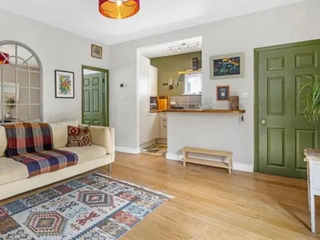 Bikehangar 1333, Sulina Road, London, SW2 4EJ, United Kingdom | 1 bed apartment for rent #167522429 | Rentberry