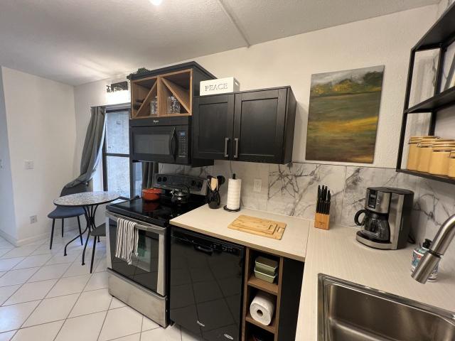 Biltmore Terrace 1 Bedroom Apartment for Rent at 5110 North 31st Way, Phoenix, AZ 85016