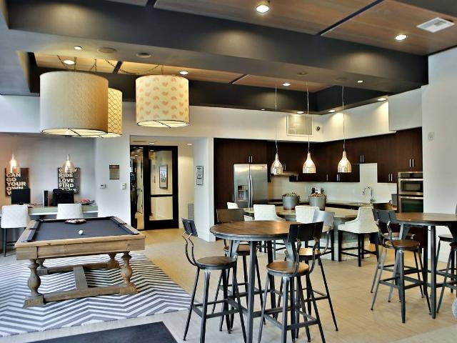 Biltmore at Camelback 1 Bedroom Apartment for Rent at 2625 E Camelback Rd, Phoenix, AZ 85016
