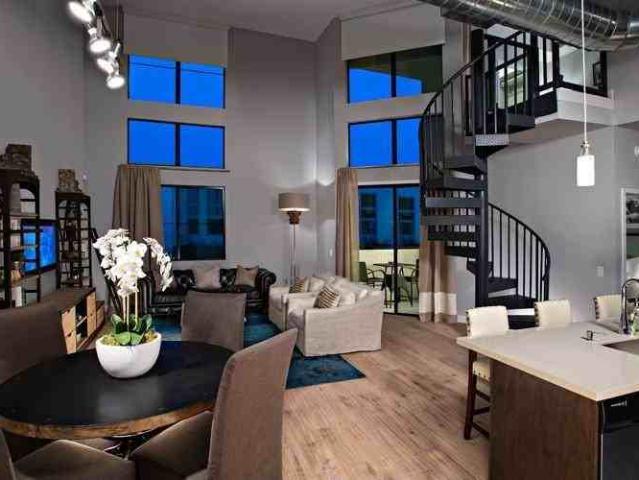 Biltmore at Camelback 2 Bedroom Apartment for Rent at 2625 E Camelback Rd, Phoenix, AZ 85016
