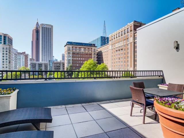 Biltmore at Midtown 2 Bedroom Apartment for Rent at 855 W Peachtree St Nw, Atlanta, GA 30308 Midtown