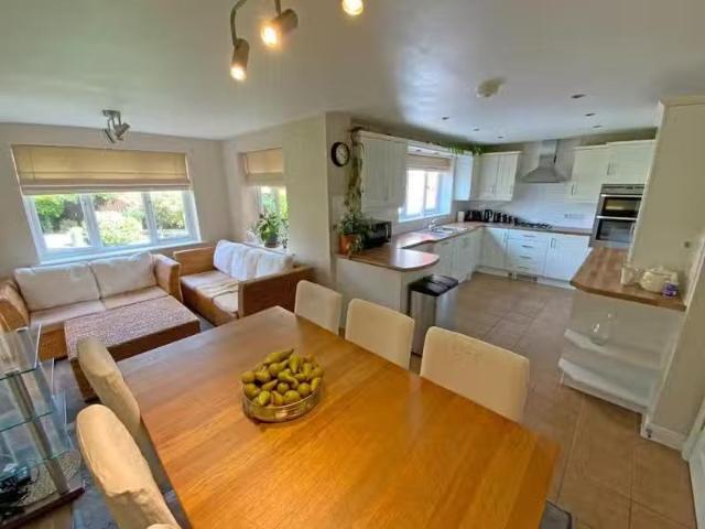 Billesdon Close, Bradgate Heights. 4 bed detached house for sa.
