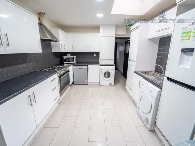 Bills Included: 18 NORTH ROAD CLOSE TO UNIVERSITY & QE HOSPITAL