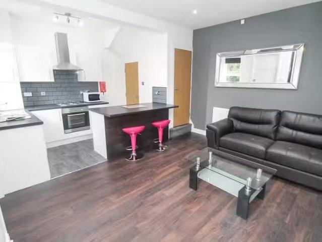 BILLS INCLUDED Talbot Avenue. 3 bed terraced house to rent.