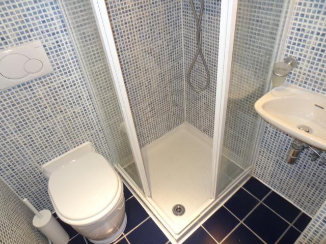 BILLS INCLUDED A modern self contained studio flat in Hammersmith, London W6