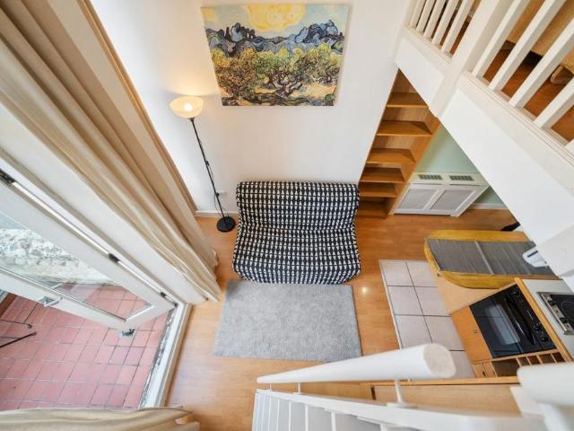 BILLS INCLUDED Modern studio apartment with a balcony to rent in West Kensington, London W14