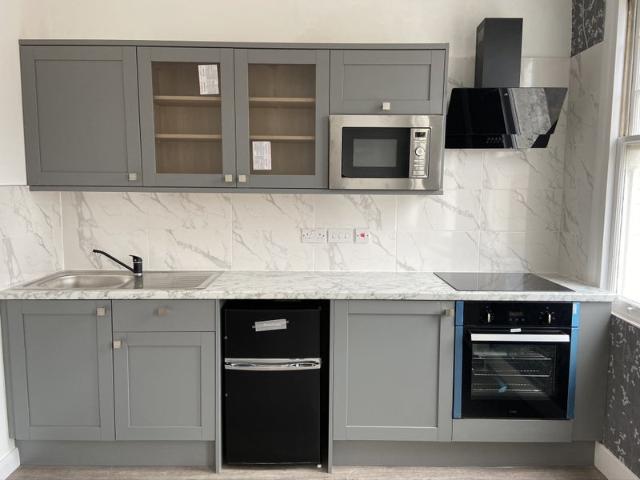 Bills Included* Quality Studio £1900 Pm