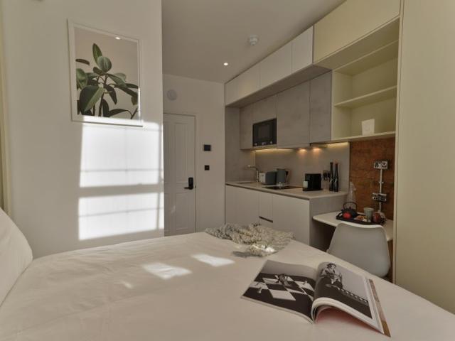 Bills Included, Roof Terrace, Short/Long Lets