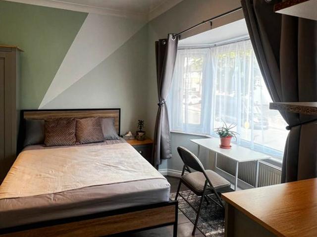 Bills Included Stunning 1 Bed in Hendon NW4