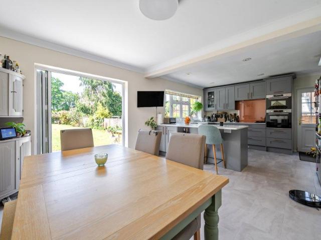 Birtley Rise, Guildford, Surrey, GU5