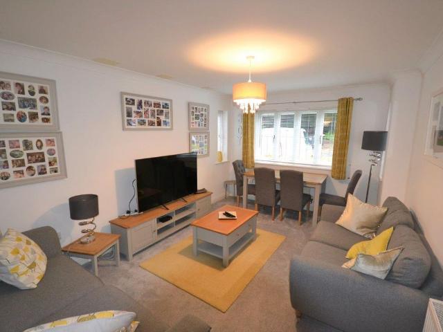 Birch View, Darlington DL3, 2 bed flat to rent, £825 pcm | PrimeLocation