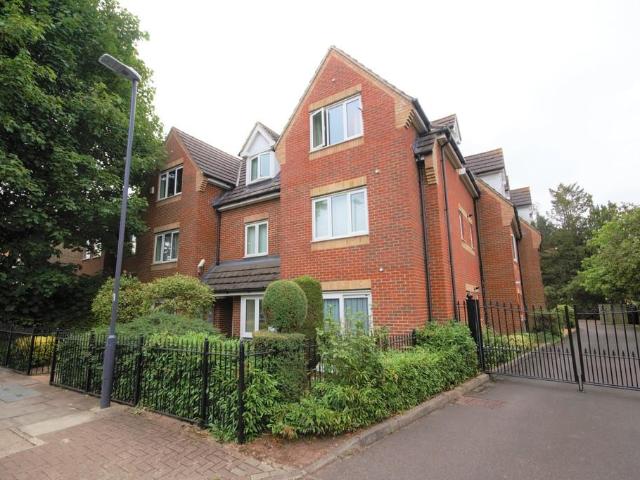 Birch View, Harrow HA1 1 bed apartment to rent £1,550 pcm £358 pw