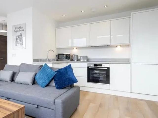 Birch Avenue, Stretford, M16 0PJ, United Kingdom | 1 bed apartment for rent #166975339 | Rentberry