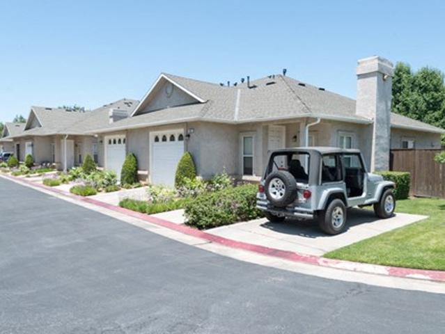 Birch Court 2 Bed 2 Bath Townhouse