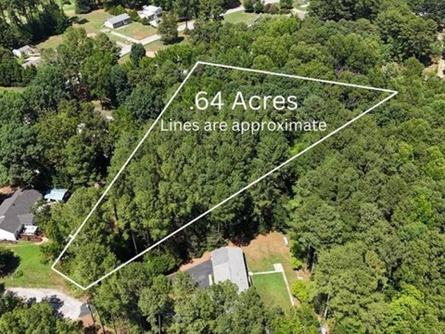 Birch Ct, Bracey, VA 23919