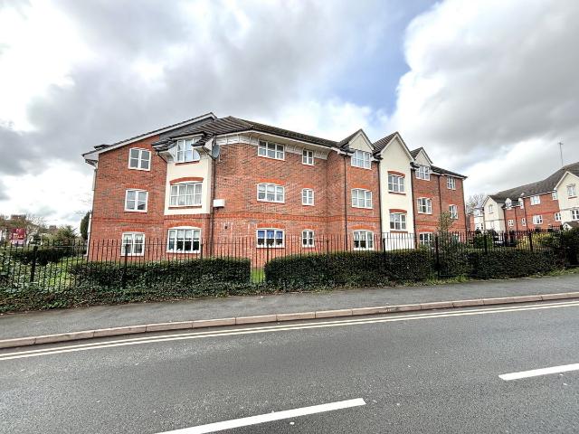 Birch End, Warwick CV34, 2 bed flat to rent, £1,250 pcm | PrimeLocation