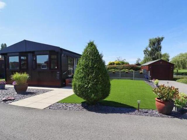 Birch Grove, The Elms, 2 Bedroom Park