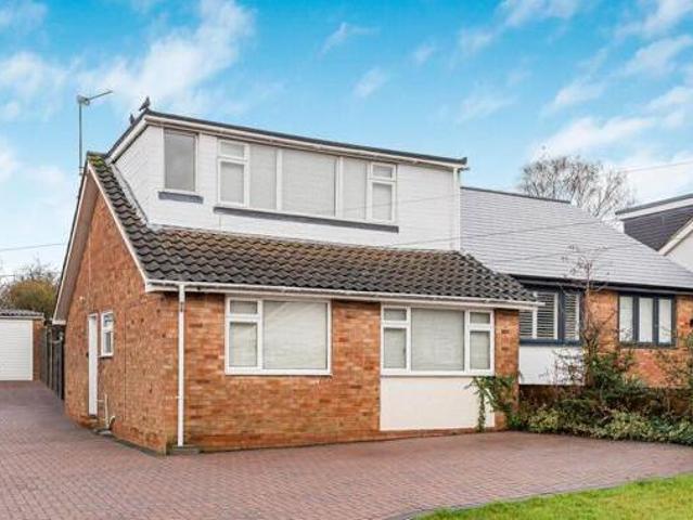 Birch Grove, Potters Bar, 2 Bedroom Semi detached