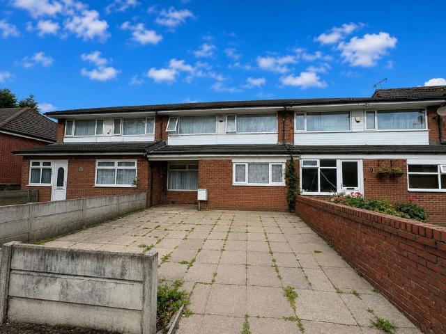 Birch Hall Lane, Manchester 4 bed house to rent £1,575 pcm £363 pw