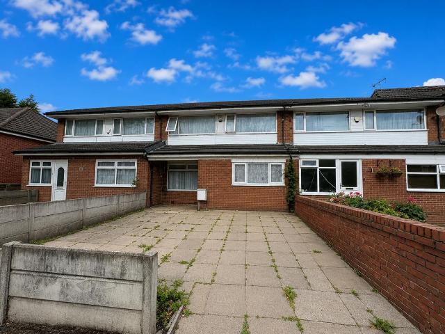 Birch Hall Lane, Manchester M13, 4 bed property to rent, £1,575 pcm | PrimeLocation