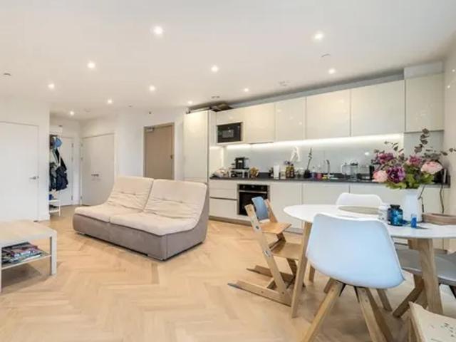 Birch House, 1 Pegler Square, London, SE3 9GL, United Kingdom | 2 bed apartment for rent #137171149 | Rentberry